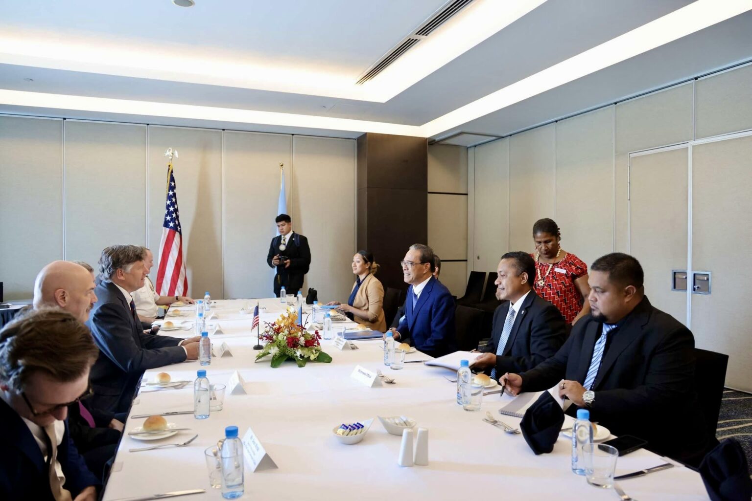 President Simina Meets with U.S. Deputy Secretary of State Christopher ...