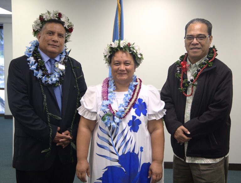 President Simina Administers Oath of Office to FSM Consul General Henry ...